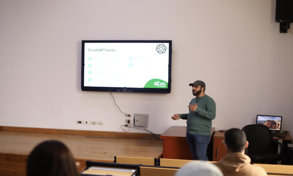 COMMUNICATION & MASS MEDIA Faculty News